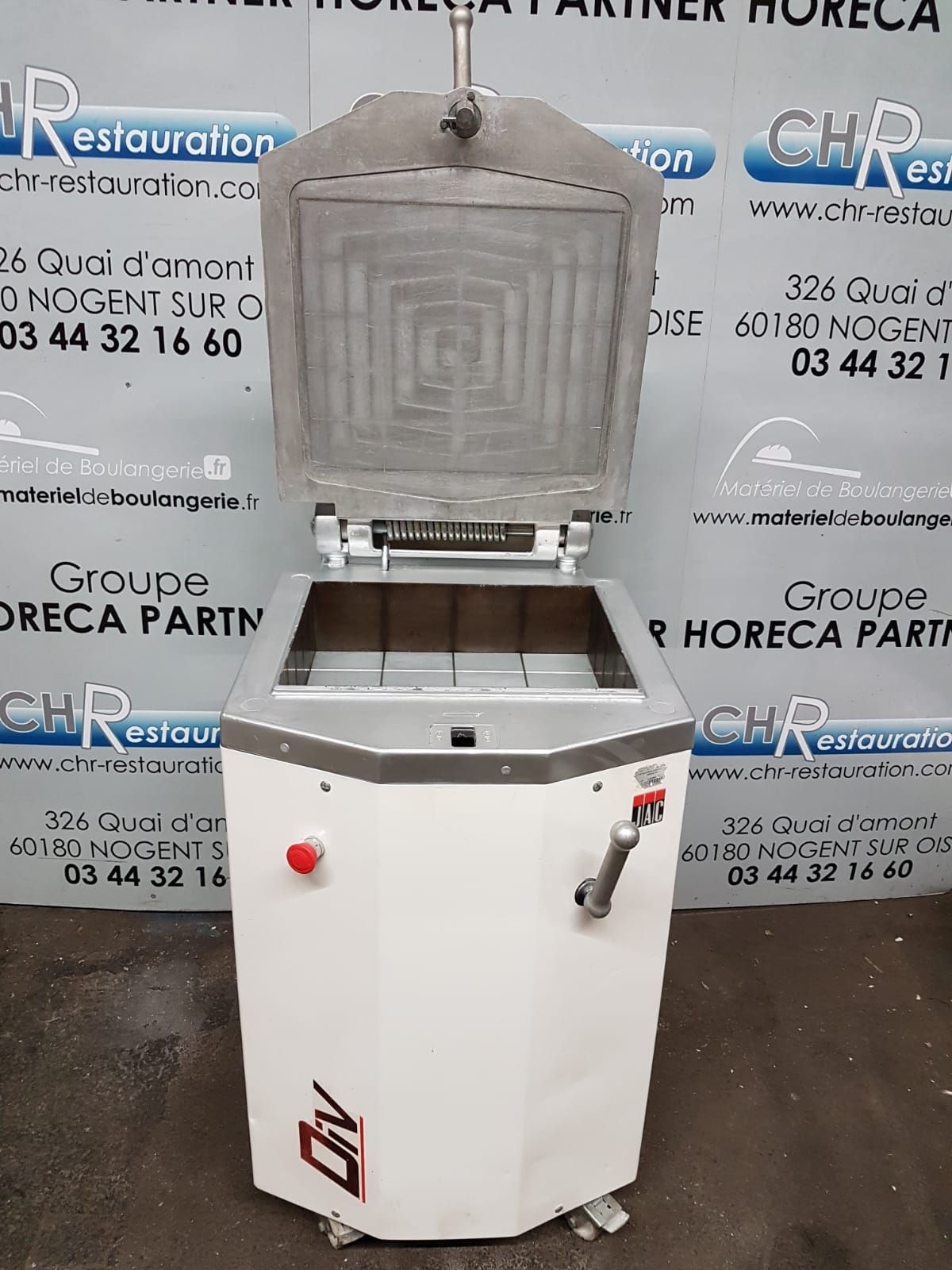 Diviseuse carrée 20 divisions JAC occasion disponible sur materieldeboulangerie.fr